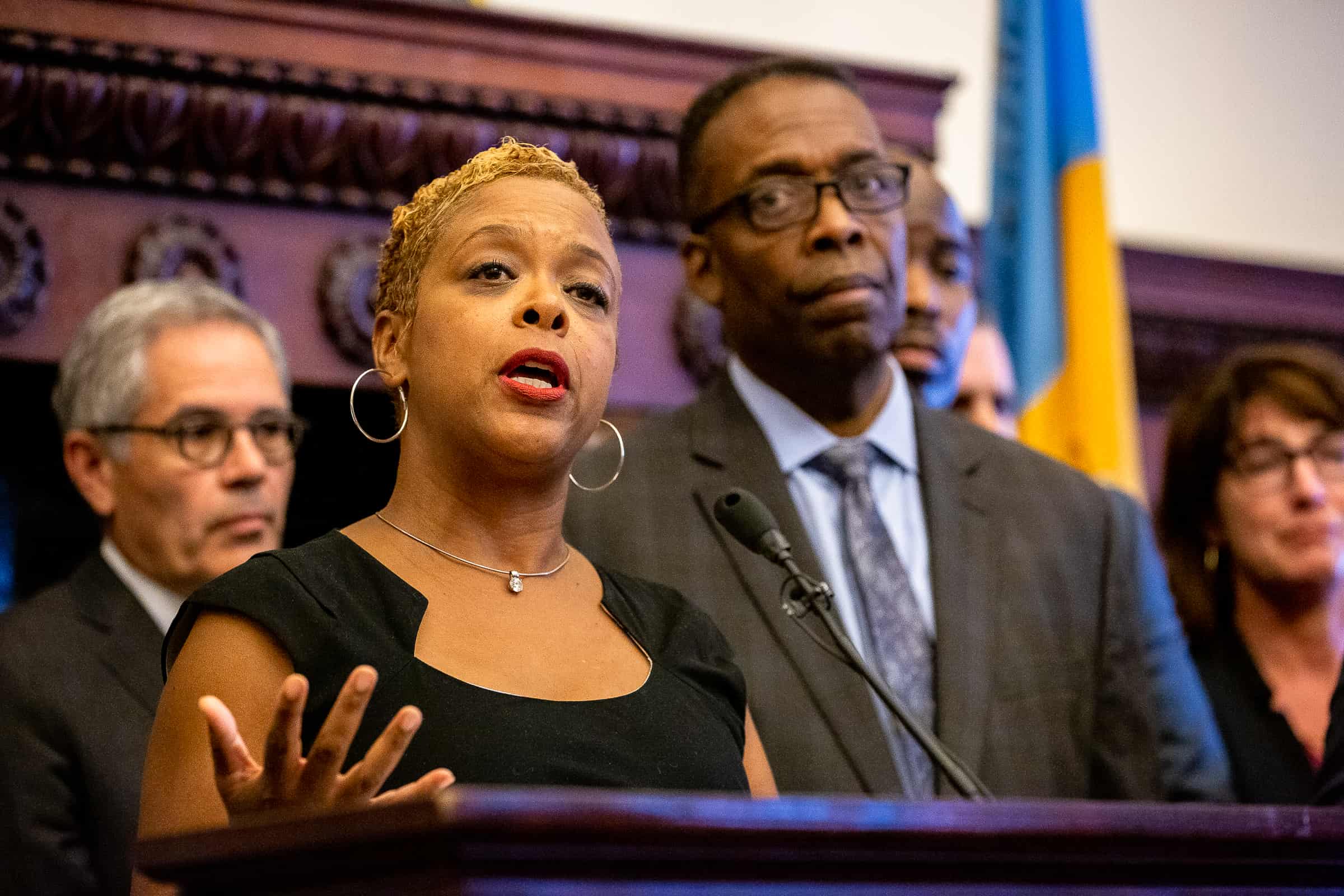 COUNCIL PRESIDENT DARRELL CLARKE, COUNCILMEMBER CINDY BASS INTRODUCE ... COUNCIL PRESIDENT DARRELL CLARKE, COUNCILMEMBER CINDY BASS INTRODUCE ...